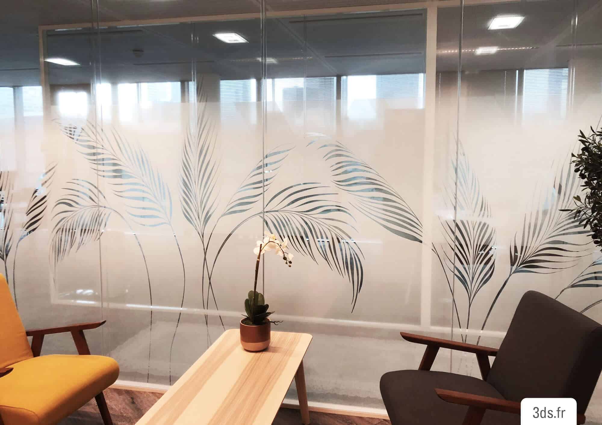 Vitrophanie bureau sur mesure : personnalisez vos vitrages - 3DS Groupe